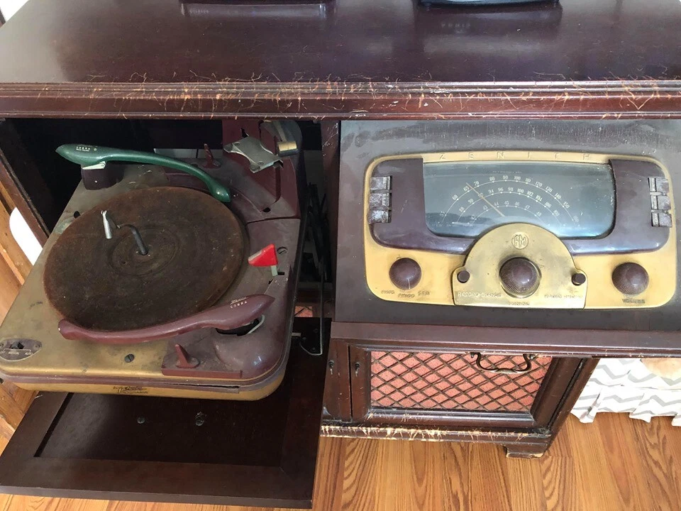 1940s Radio