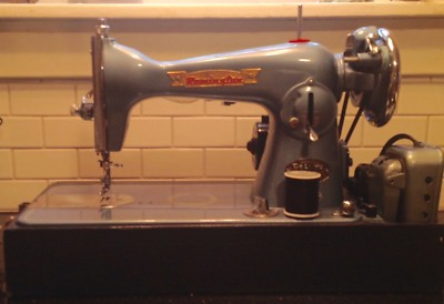 Vintage Remington Deluxe Sewing Machine Exceptional Condition | eBay
