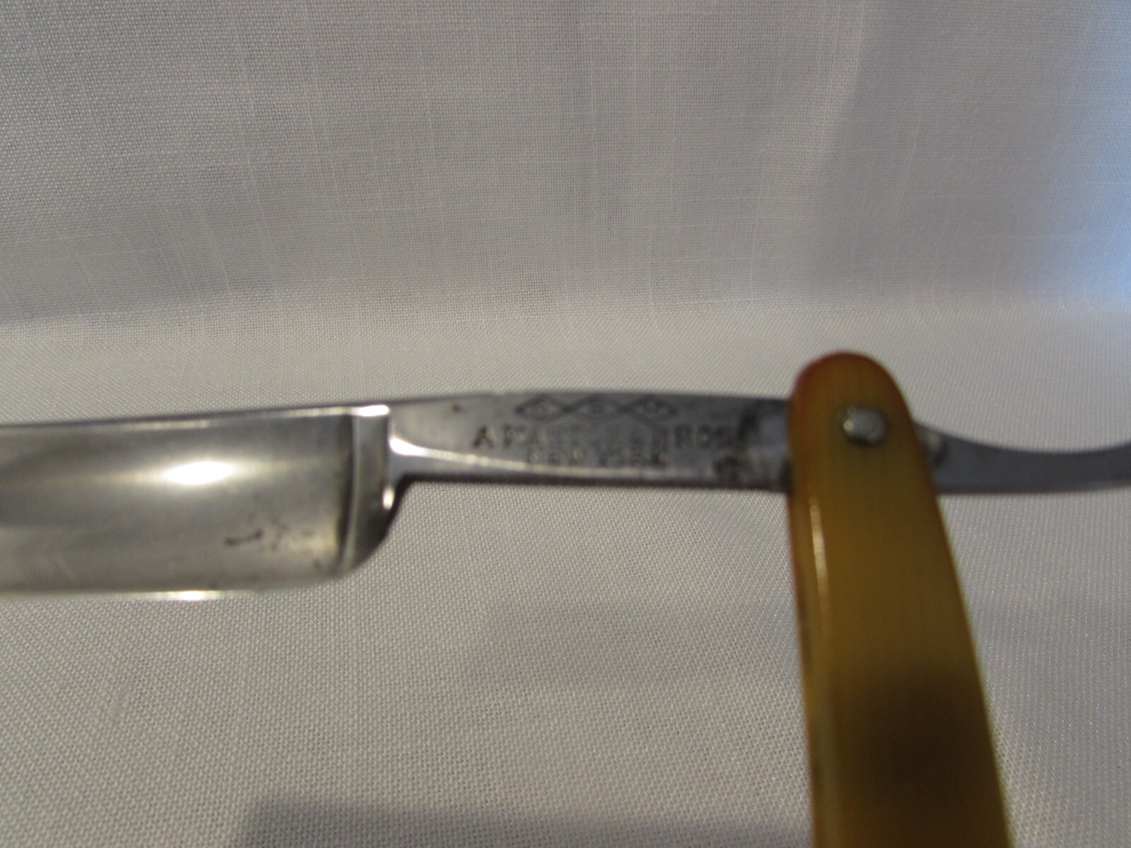 Vintage O.B.M. A.Kastor & Bros NY Bakelite Scales Straight Razor ...