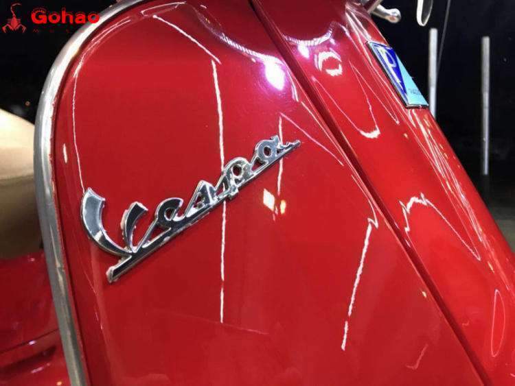 NEW SET VESPA LX125ie PIAGGIO SELF ADHESIVE SILVER SIDE PANEL LEGSHIELD BADGES | eBay