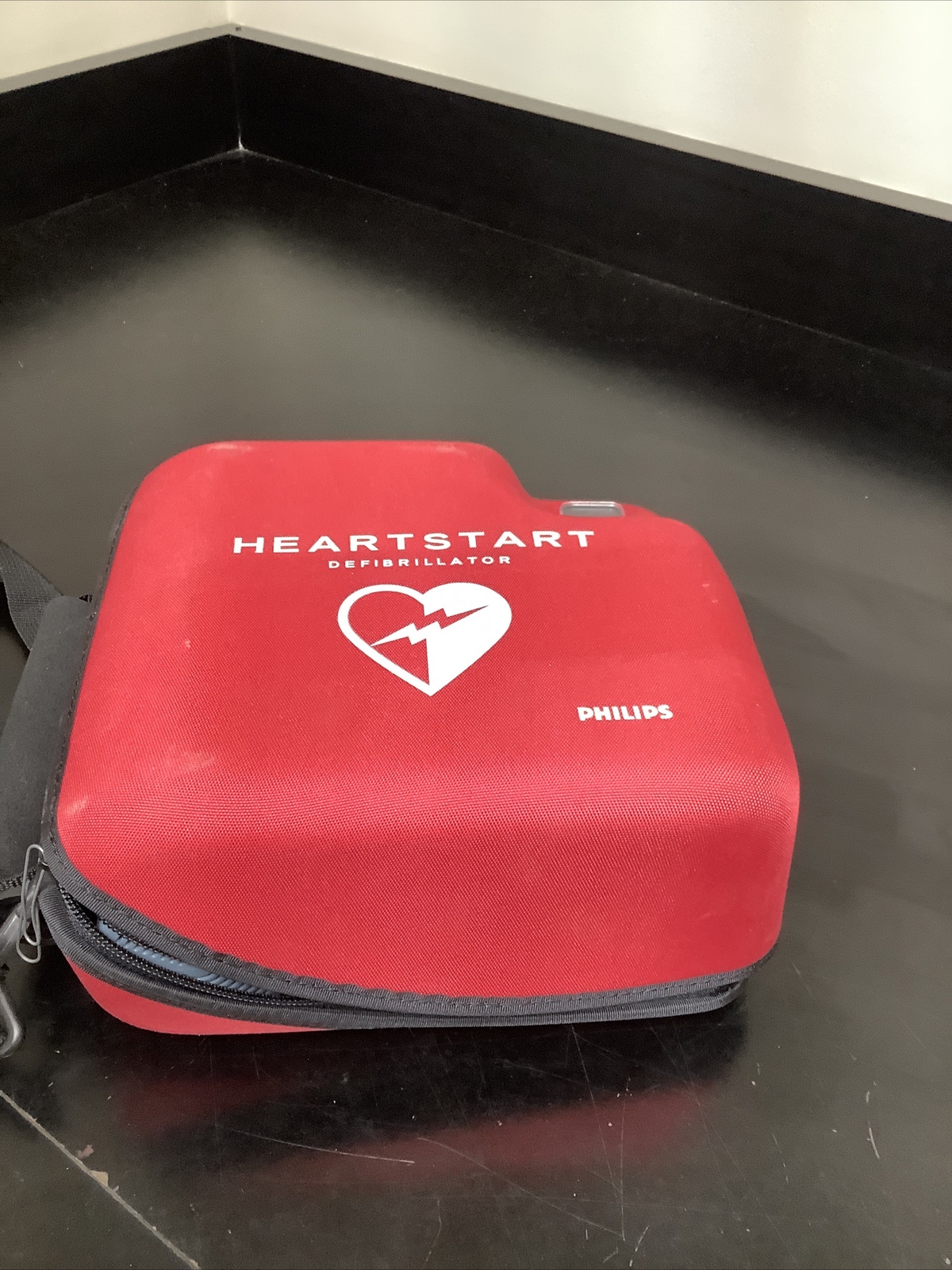 Phillips Heartstart Defibrillator Kit FR2+ NO BATTERY | eBay
