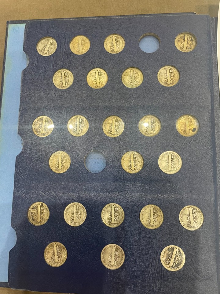 75 PC. 1916-1945 PARTIAL MERCURY DIME SET NO 16-D / 21-D WHITMAN 9413 ...