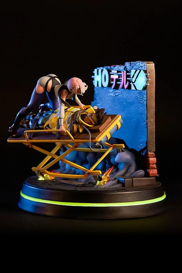 Cyberpunk Edgerunners Lucy David Runaway Stretcher Diorama LED Statue ...