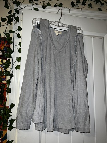 Entro Distressed Ruffle Loose Gray Blue Blouse cold shoulder boutique ...