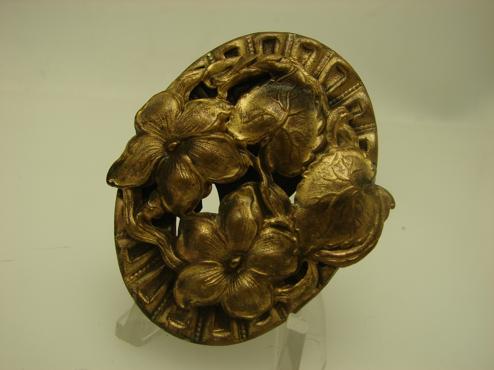 Vintage Rustic Brass Metal Raised Floral Design Fur D… - Gem