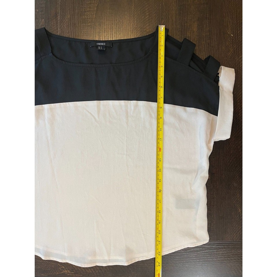 Forever 21 Women’s Cream and Black Blouse Cut Out Sleeve Top Size Small ...