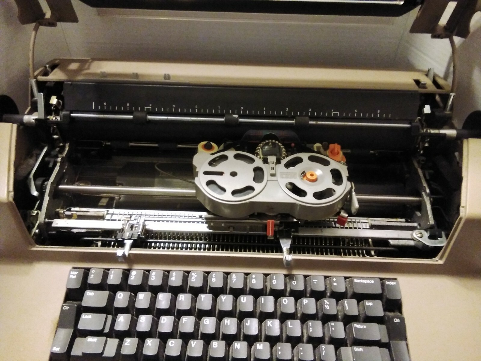 VINTAGE IBM CORRECTING SELECTRIC III TYPEWRITER 3 FOR PARTS OR REPAIR ...