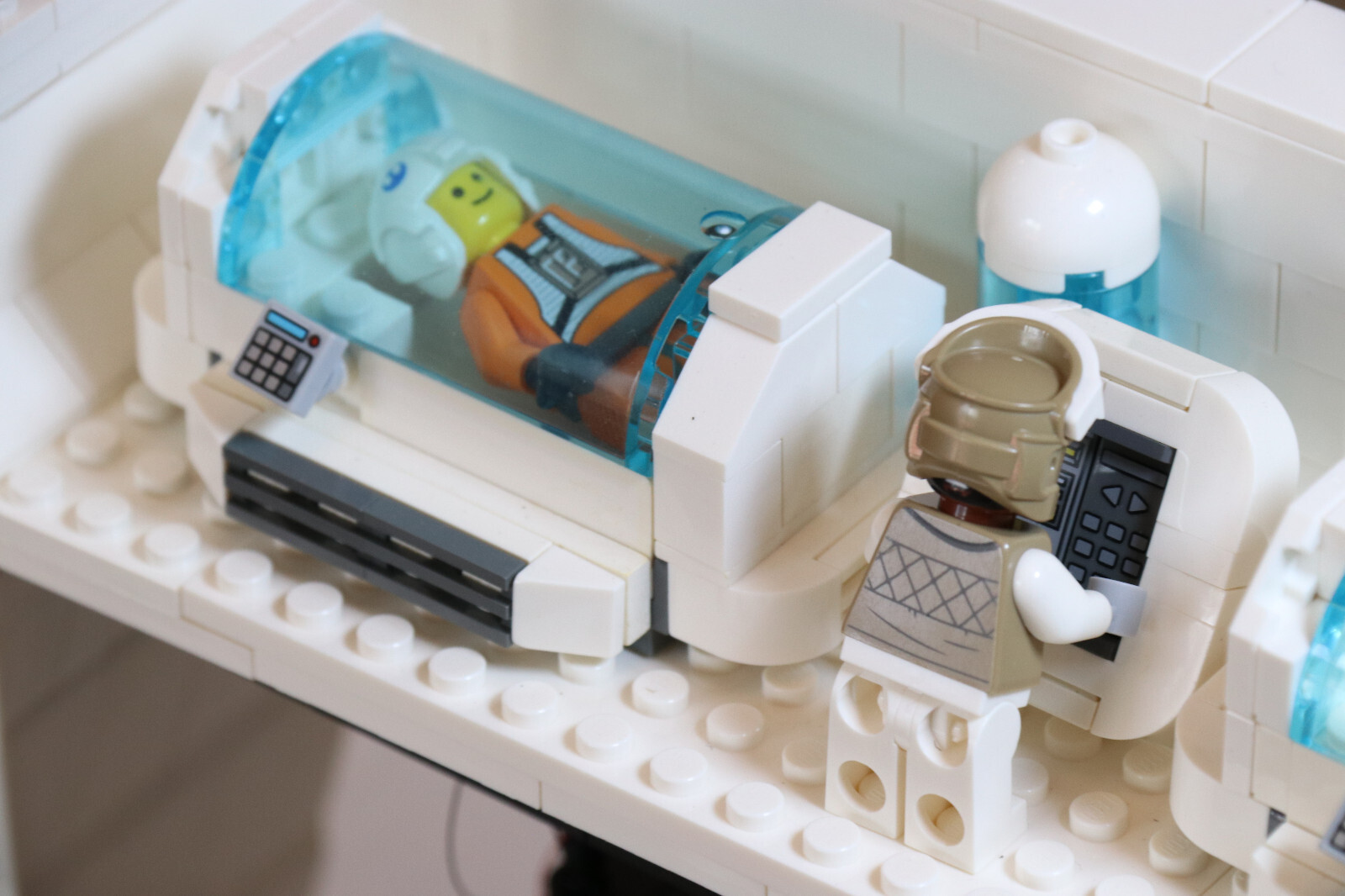 Lego Star Wars MOC - Hoth Hangar with UCS Millenium Falcon, Minifigures ...