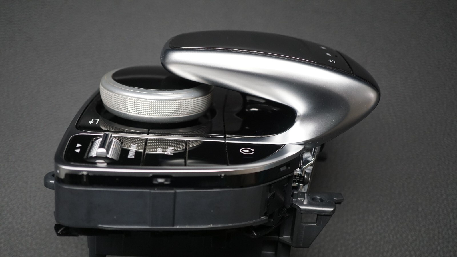 OEM MERCEDES BENZ W205 TOUCHPAD A2059009927 A2059005915 A2059056507 ...