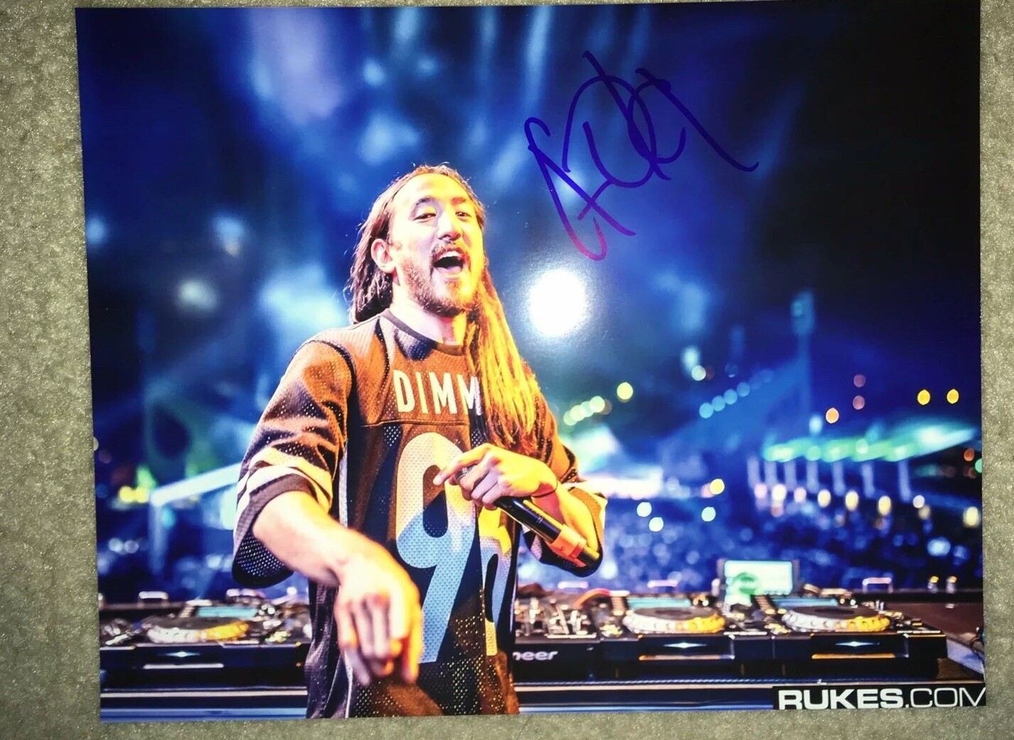 DJ Steve Aoki Autograph Signed 8 X 10 Photo - EDM - Pursuit Of ...