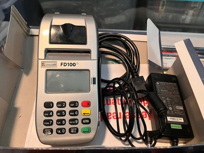 Credit Card Terminals, Readers - Data Fd-100 Credit Card