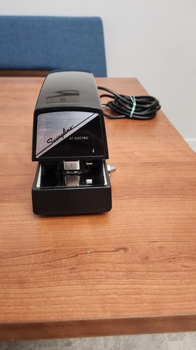 Swingline Commercial Electric Stapler Model 67 Heavy Duty Use 20 Sheets ...