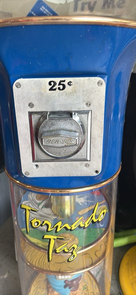 beaver gumball machine - Tornado Taz -Warner Bros Studios - Looney ...