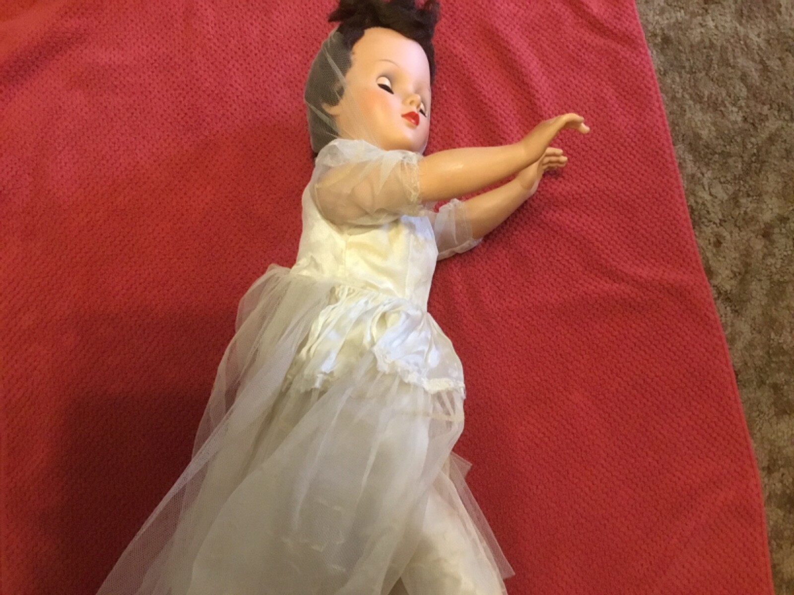 Vintage Walking Bride Doll 28” Tall Sleepy Eyes Eegee 1960s, Great ...