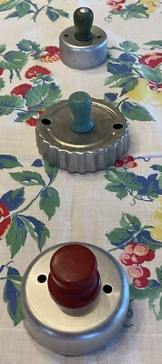 Vintage Metal Cookie Cutters LOT Aluminum Wood Knob Donut Round Biscuit ...