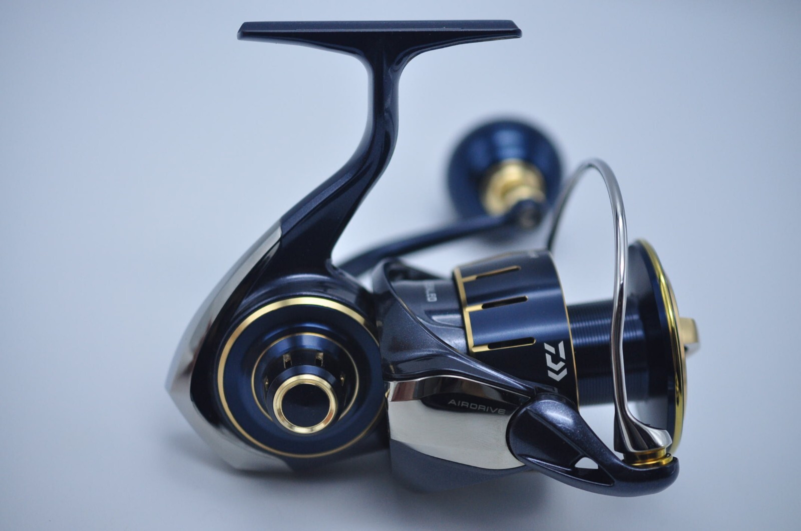 2023 Daiwa Saltiga 6000-XH 6.2:1 Gear Saltwater Spinning Reel Excellent ...