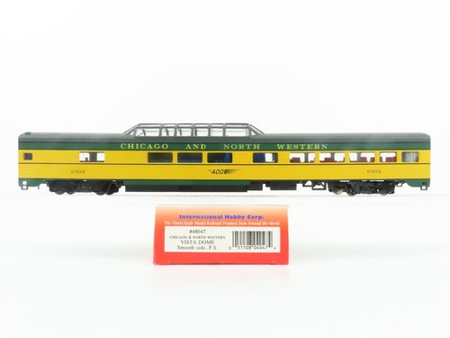 HO Scale IHC 48047 CNW Chicago Northwestern Vista Dome Passenger Car ...