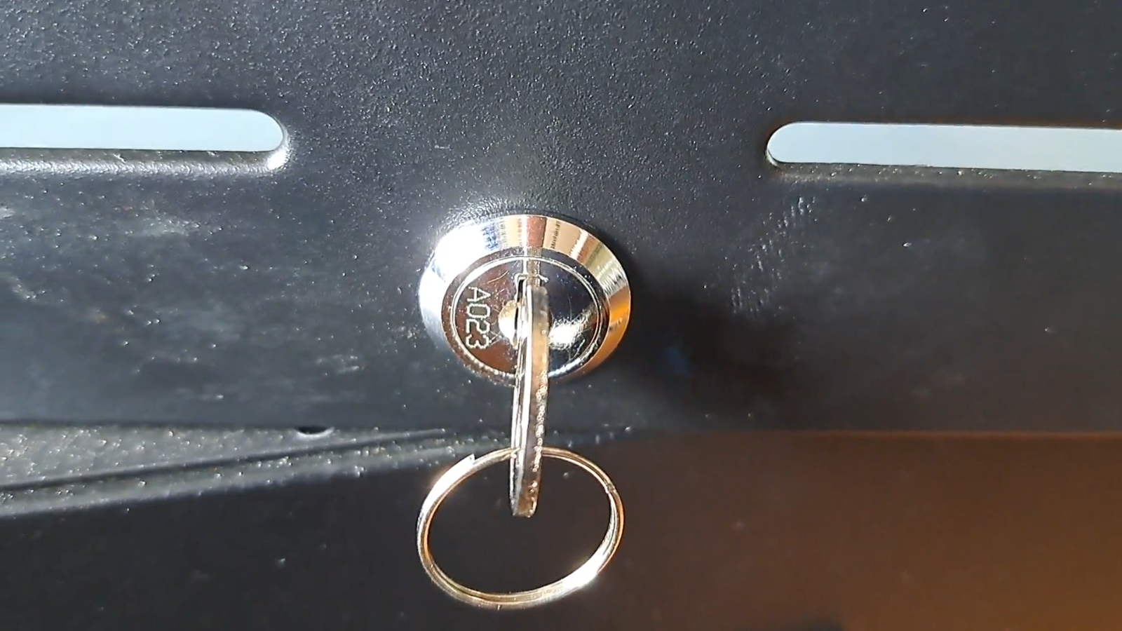 Cash Drawer Lock & Keys - Fits Clover D100 to Replace Codes A001 thru ...