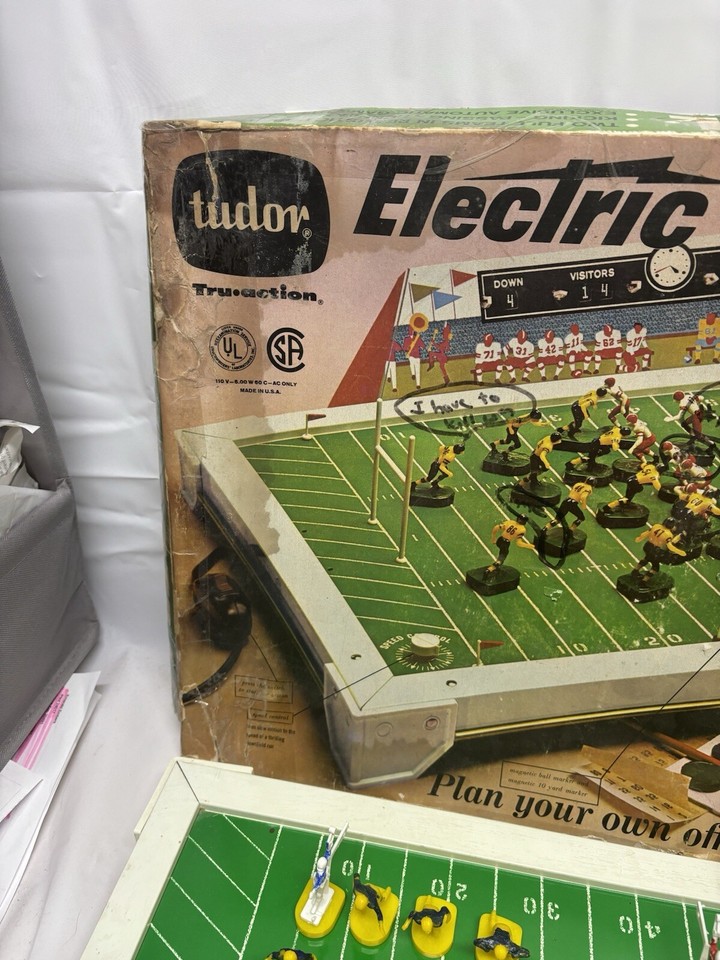 WORKS! Vintage Tudor Electric Football Game #500 w/ Box & Players NEAR ...