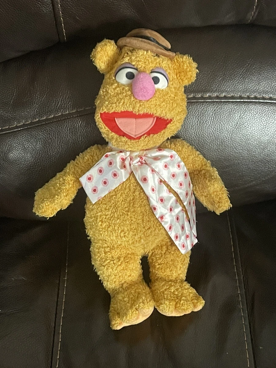 Muppets Most Wanted Fozzie Bear
