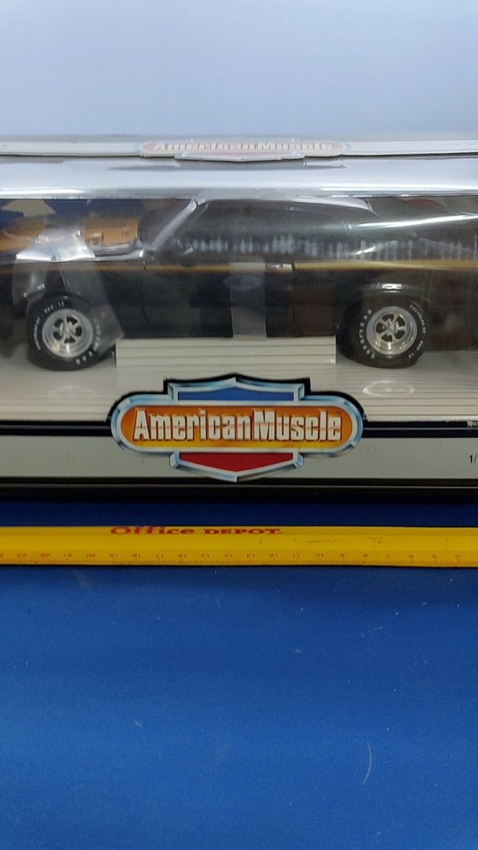 Ertl American Muscle 1971 Buick GSX, Regal Black With Gold Stripes 1/18 ...