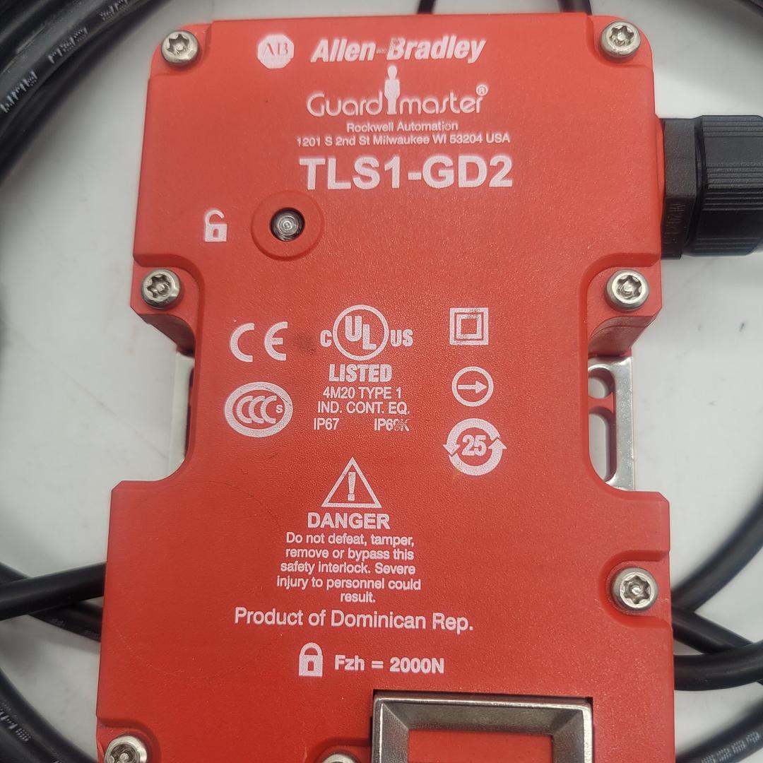 Allen Bradley 440g-t21bnpm-1b Guardmaster Safety Switch Tls1-gd2 Series ...