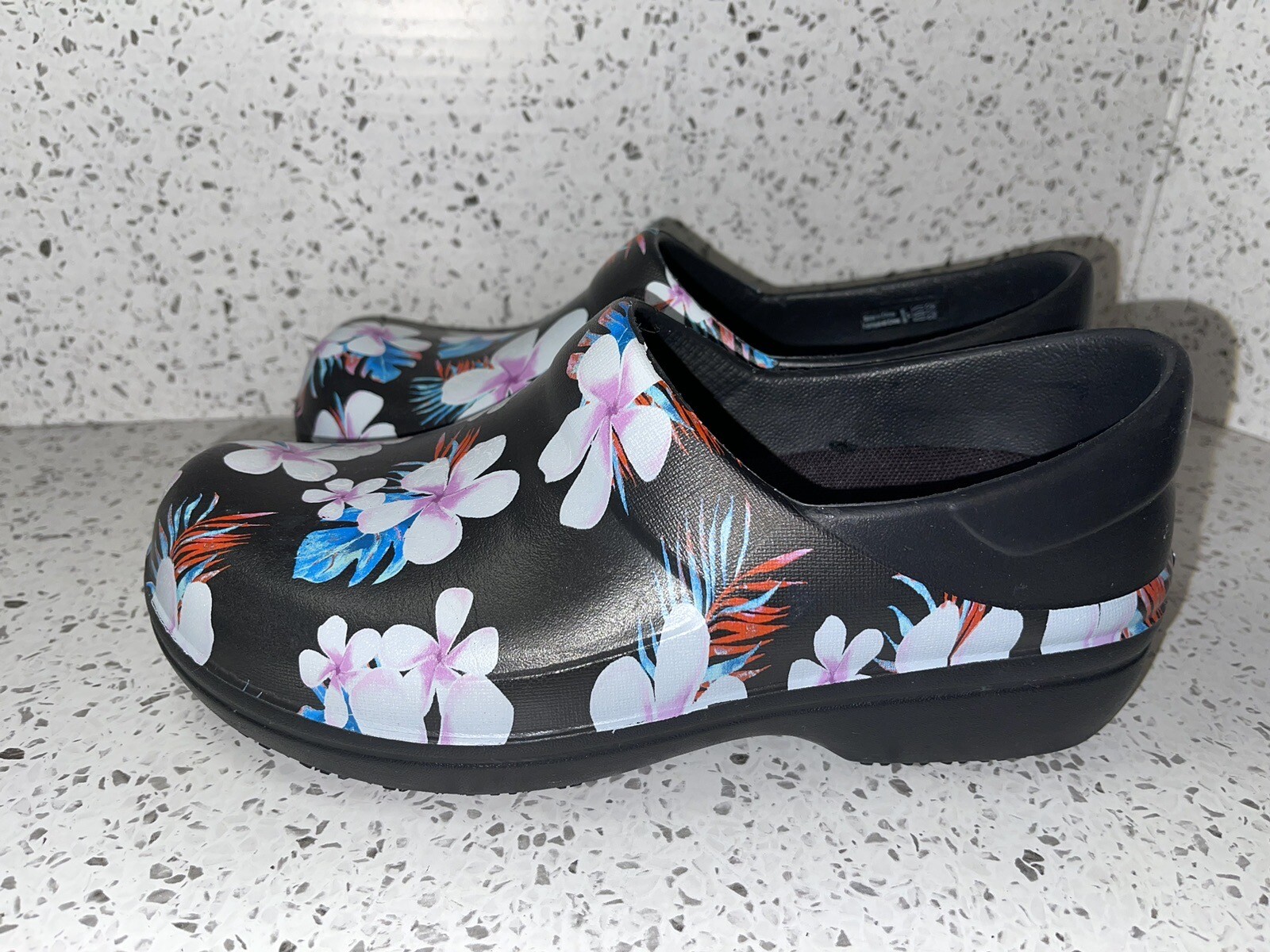 Crocs Clog Neria Pro II Floral All Over Print Slip On… - Gem