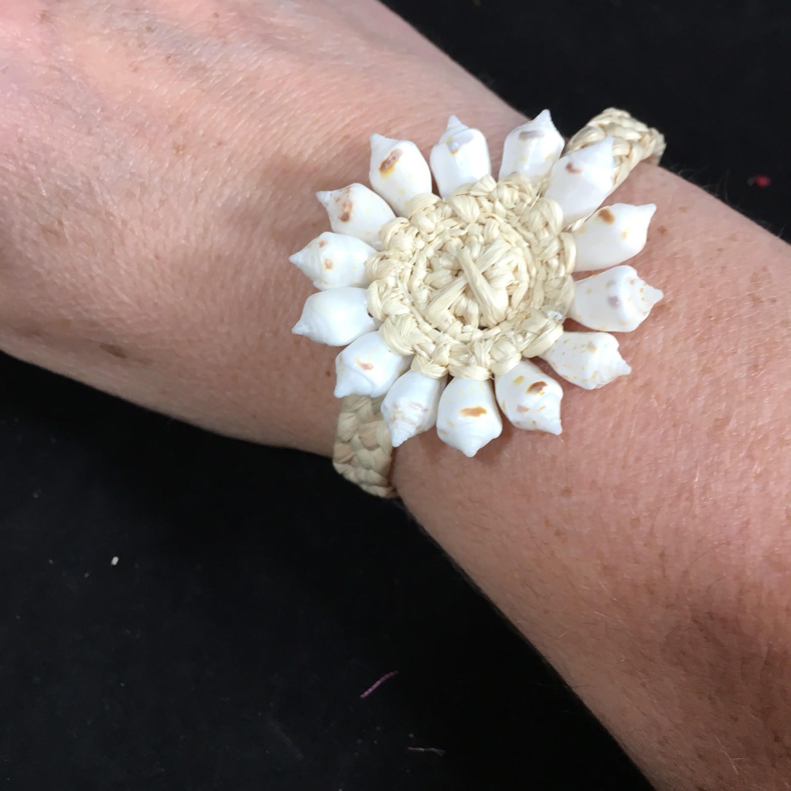 Handmade Authentic Aloha Hawaiian Tahitian Pooka Shell Medallion Woven ...