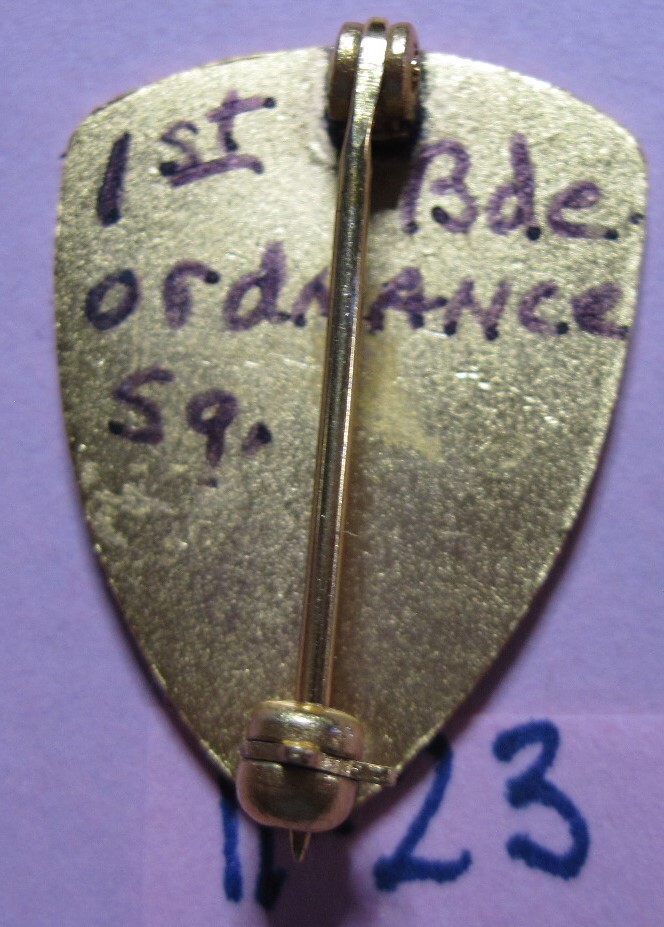 Army DI dui PB pinback ww2 1st CAVALRY BRIGADE ORDNANCE SQUADRON nhm ...