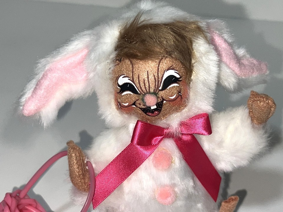 Annalee 7” Mouse Bunny Rabbit Suit Pink Bow Easter Basket 2013 Poseable ...