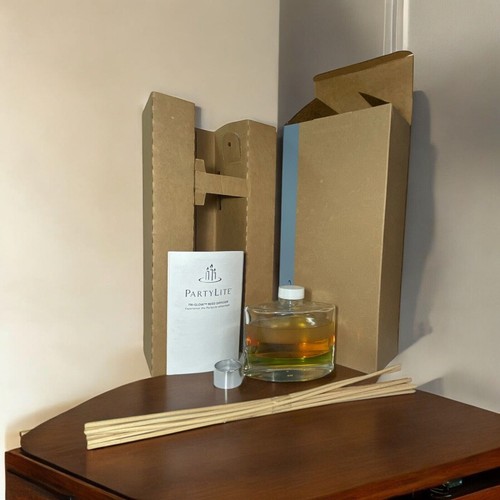 Large Partylite Reed Diffuser Citrus Peek & Sage Layered Scented Oil W ...