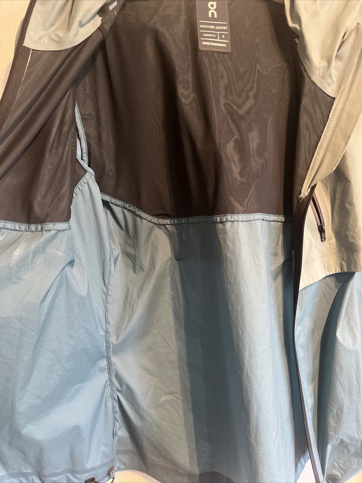 Women's On Running Run On Cloud Weather Hooded Jacket… - Gem