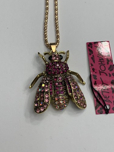 PINK MULTICOLOR AND GOLD FLYING INSECT BUG NECKLACE-BJ744 | eBay