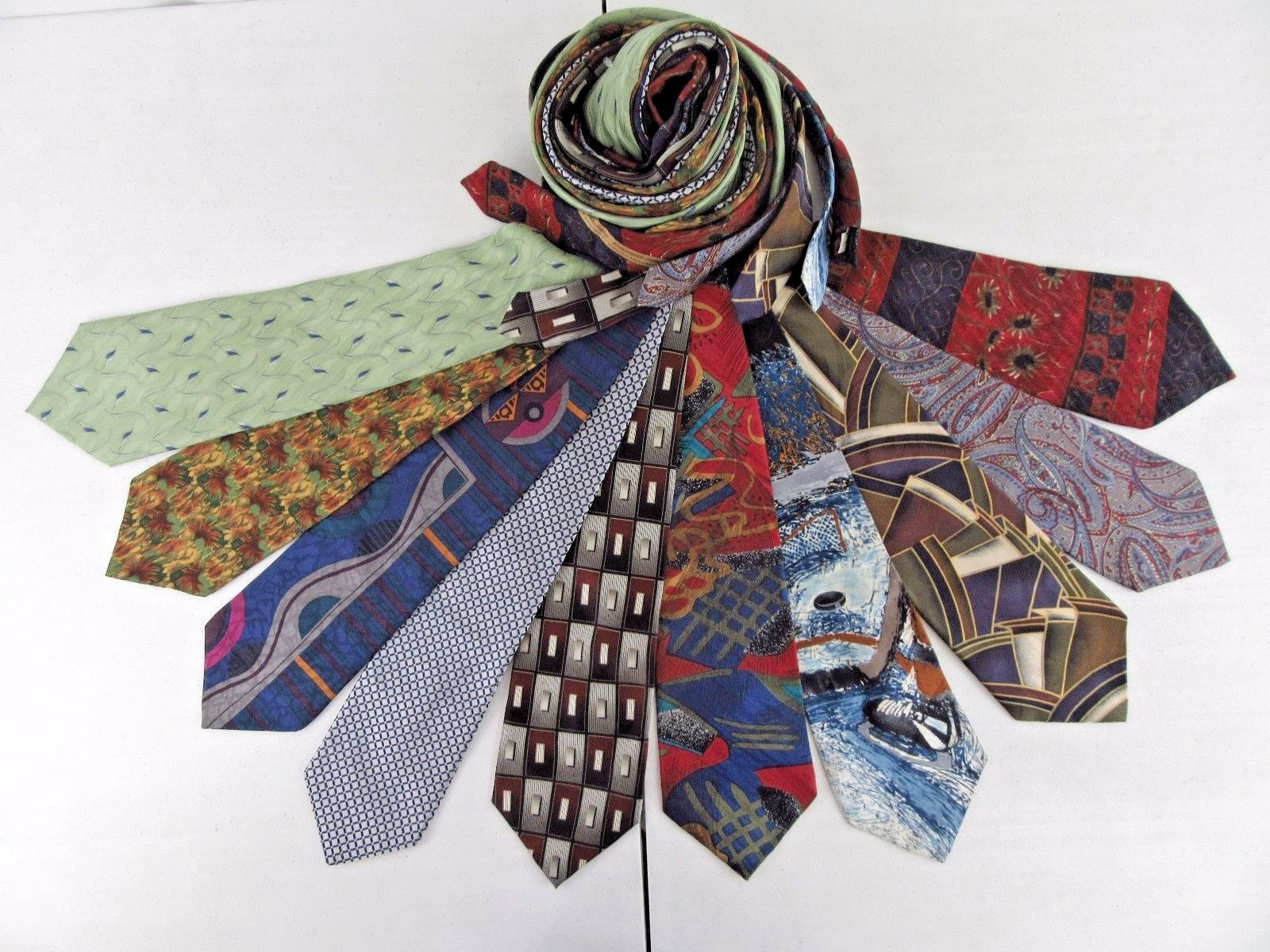 Wholesale - Lot of 10 Mixed 100% Silk Stylish Men's Designer Neckties ...