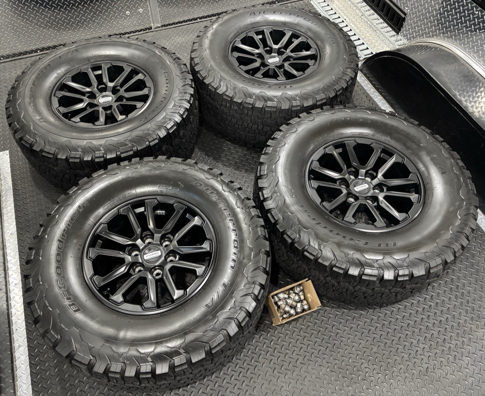 Ford F-150 Raptor 17'' OEM Black Factory Wheels 35'' KO2 Tires Rims ...