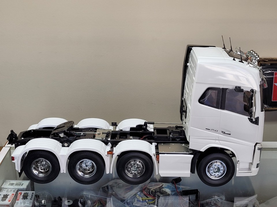 Custom Built Tamiya R/C 1/14 Volvo FH16 750 8x4 MFC-03 LED Sound "One ...