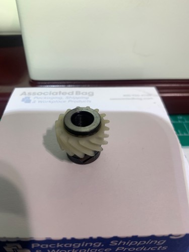 hook drive gear Pfaff 1211, 1213, 1214, 1215,1222, used but excellent ...