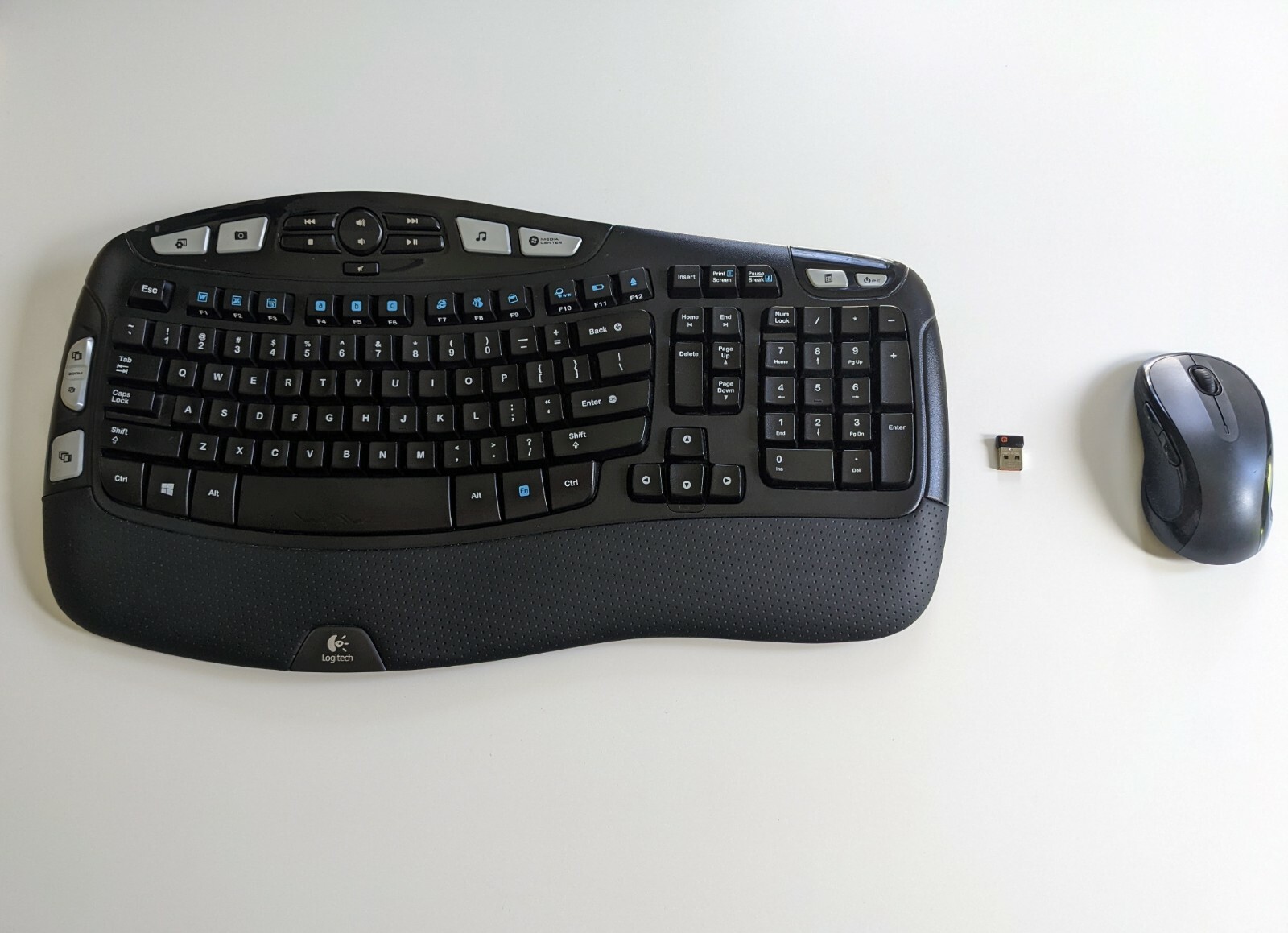 Logitech MK550 (920002555) Wireless Keyboard and Mouse Combo for sale ...