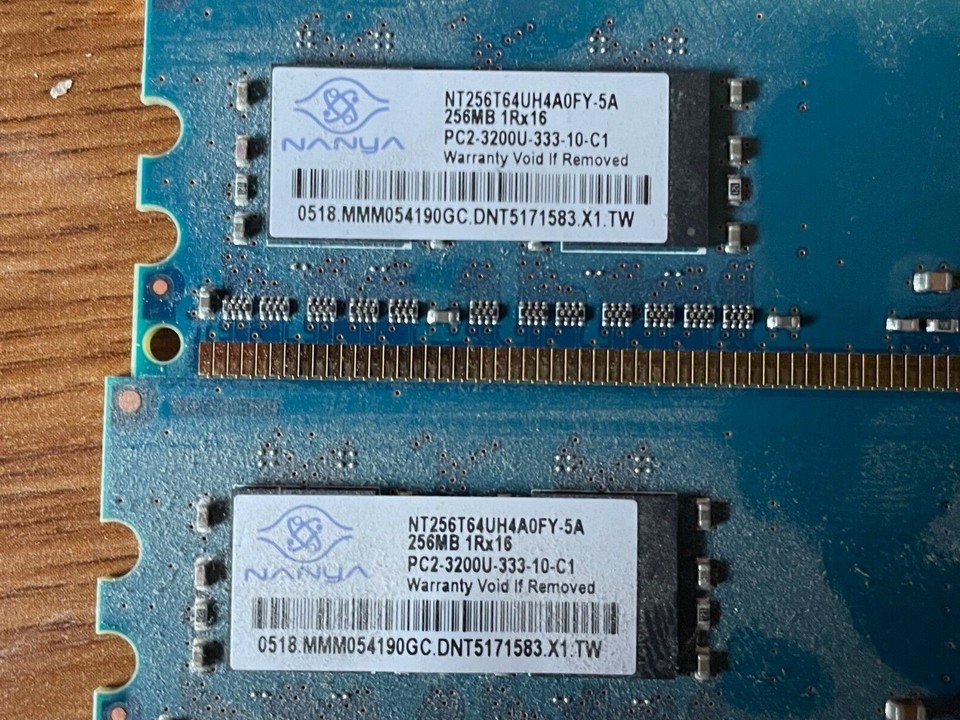 (Used) Lot Of 4 Nanya NT256T64UH4A0FY-5A PC2-3200U-333-10-C1 256MB ...