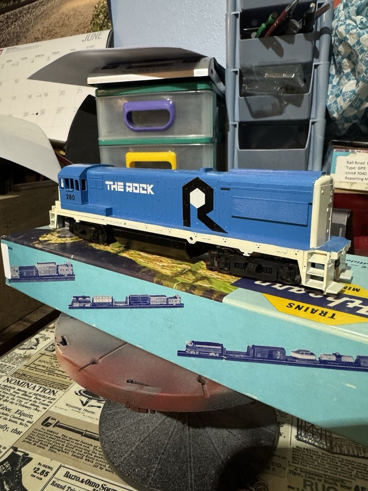 Athearn blue box locomotive HO Scale GE U28B Rock Island DC Blue ...