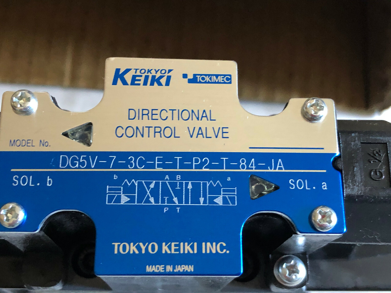 TOKYO KEIKI DG5V-7-3C-E-T-P2-T-84-JA DIRECTIONAL CONTROL VALVE,BTA ...