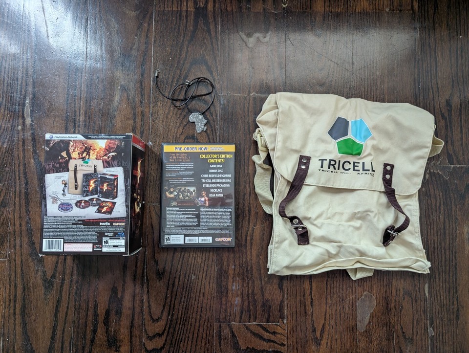 Resident Evil 5 Collector's Edition - Sony PS3 - Tricell Bag & Kijuju ...