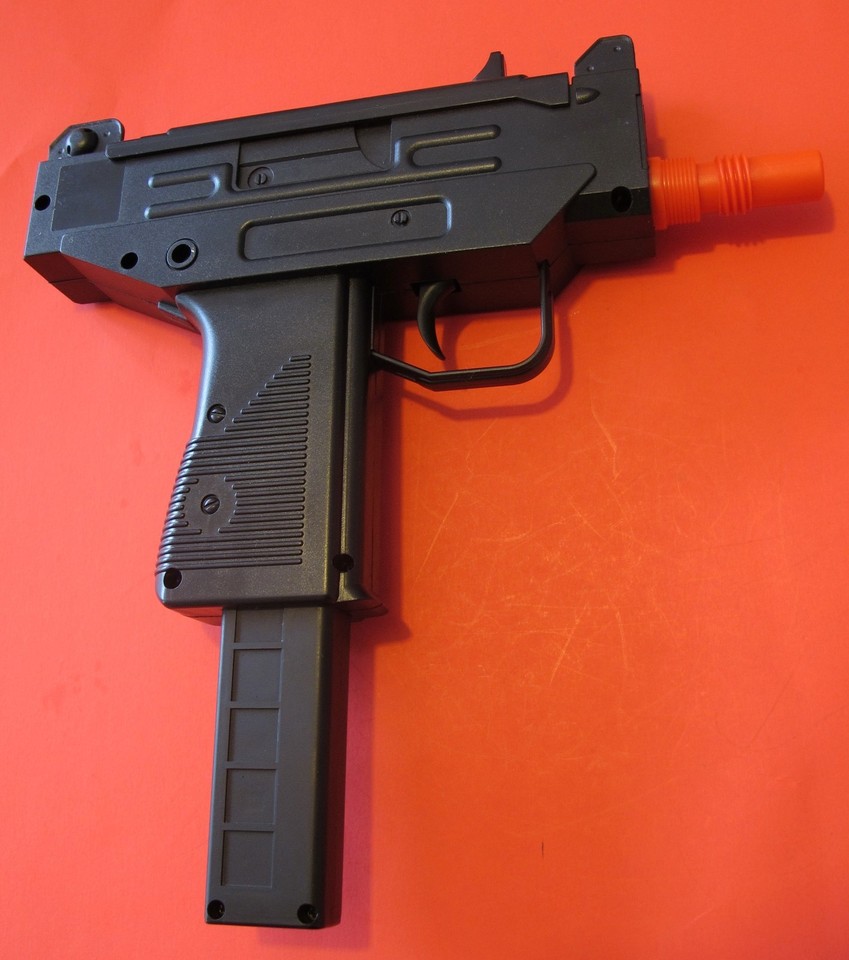 UZI MAC 10 Auto Electric Airsoft Gun w/Rechargeable Battery & Battery ...