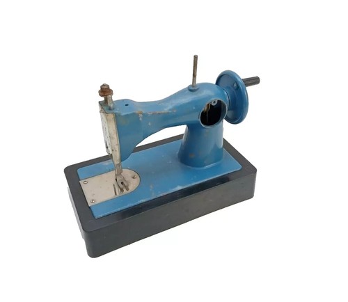 Children's Sewing Machine USSR Soviet Vintage Original Collectible Rare ...