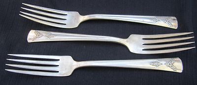 Vintage 7" Dinner Forks Silver Plate Gailstyn Pattern by Rosebud ...