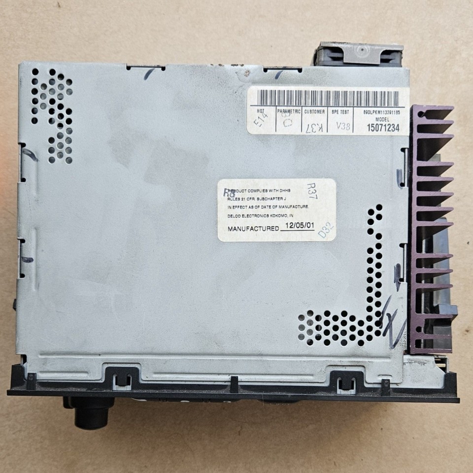 95-02 GMC Yukon Sierra Chevy Silverado Tahoe Radio CD Player 15071234 ...