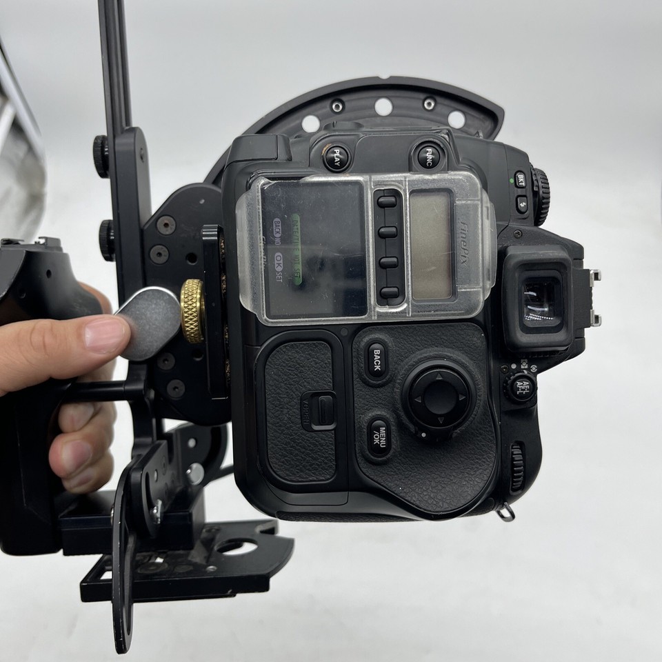 Fujifilm FinePix Series S3 Pro 12.9 MP Digital SLR Camera Black Body ...