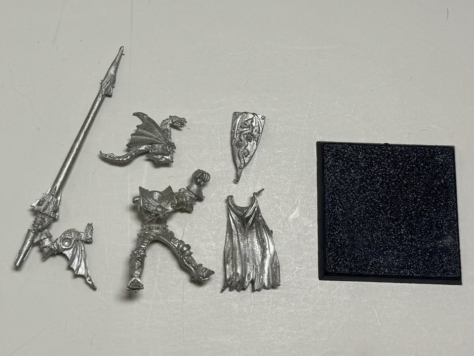 Warhammer Fantasy Vampire Counts – Blood Dragon on Winged Nightmare ...