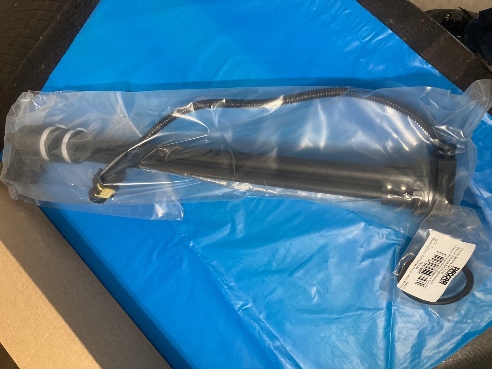 Genuine Paccar Kenworth MADE IN USA Sensor Def Quality Q21-6170-001K1T ...