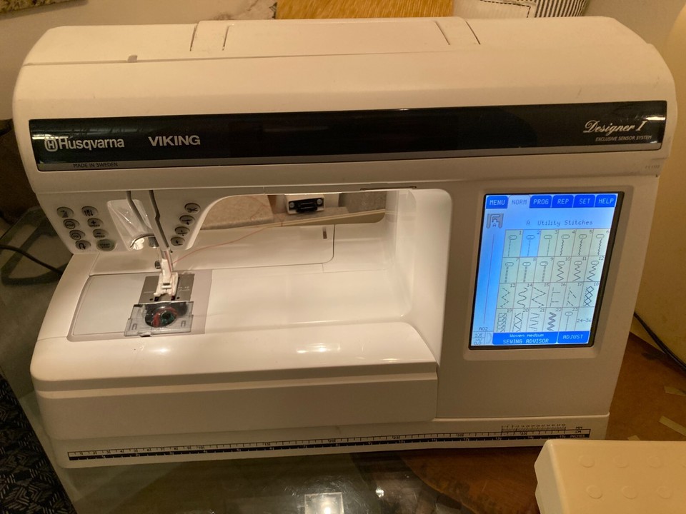 Husqvarna Viking Designer 1 Sensor System Sewing Machine w/ Embroidery ...